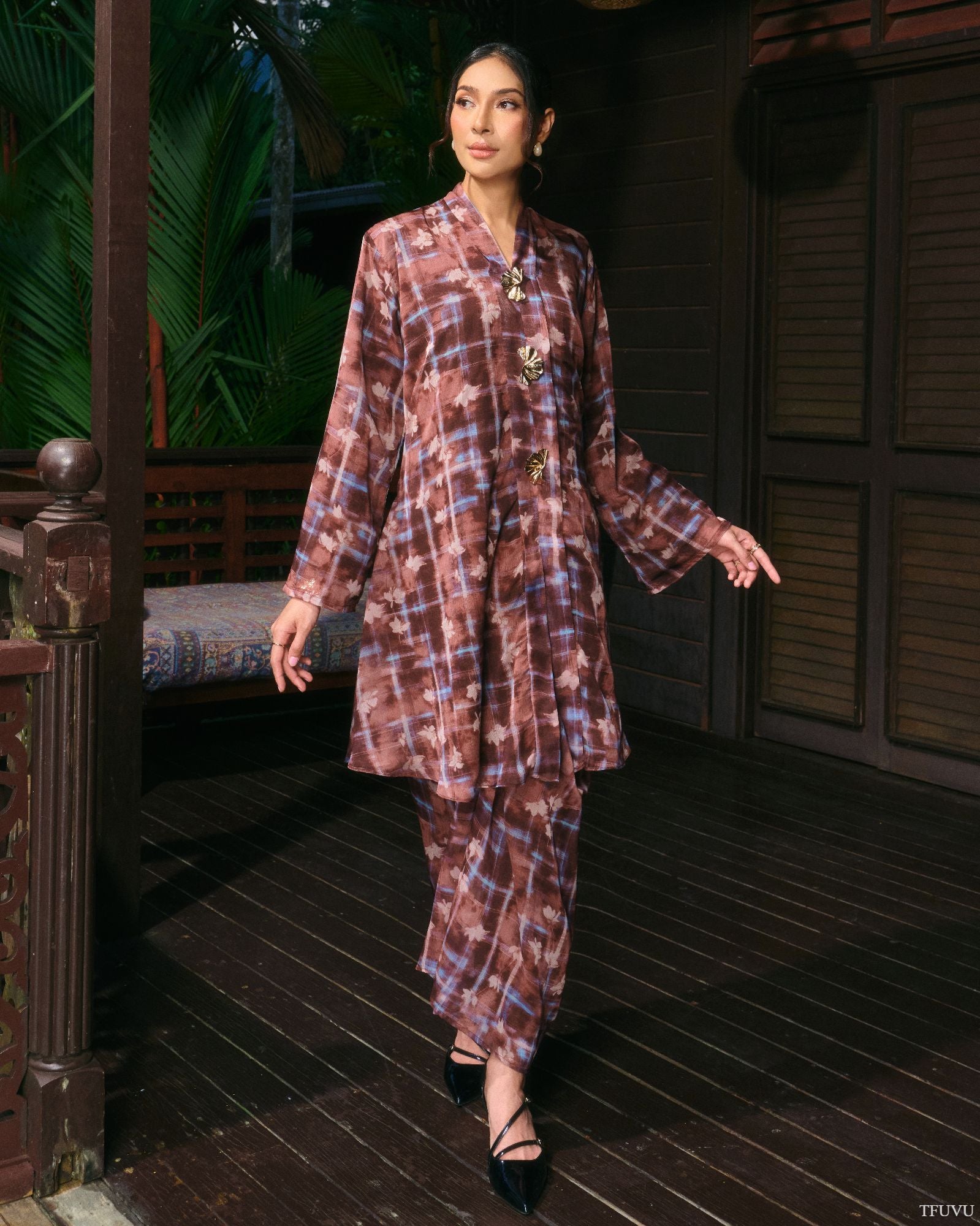Akasia in Melati – Tudungruffle