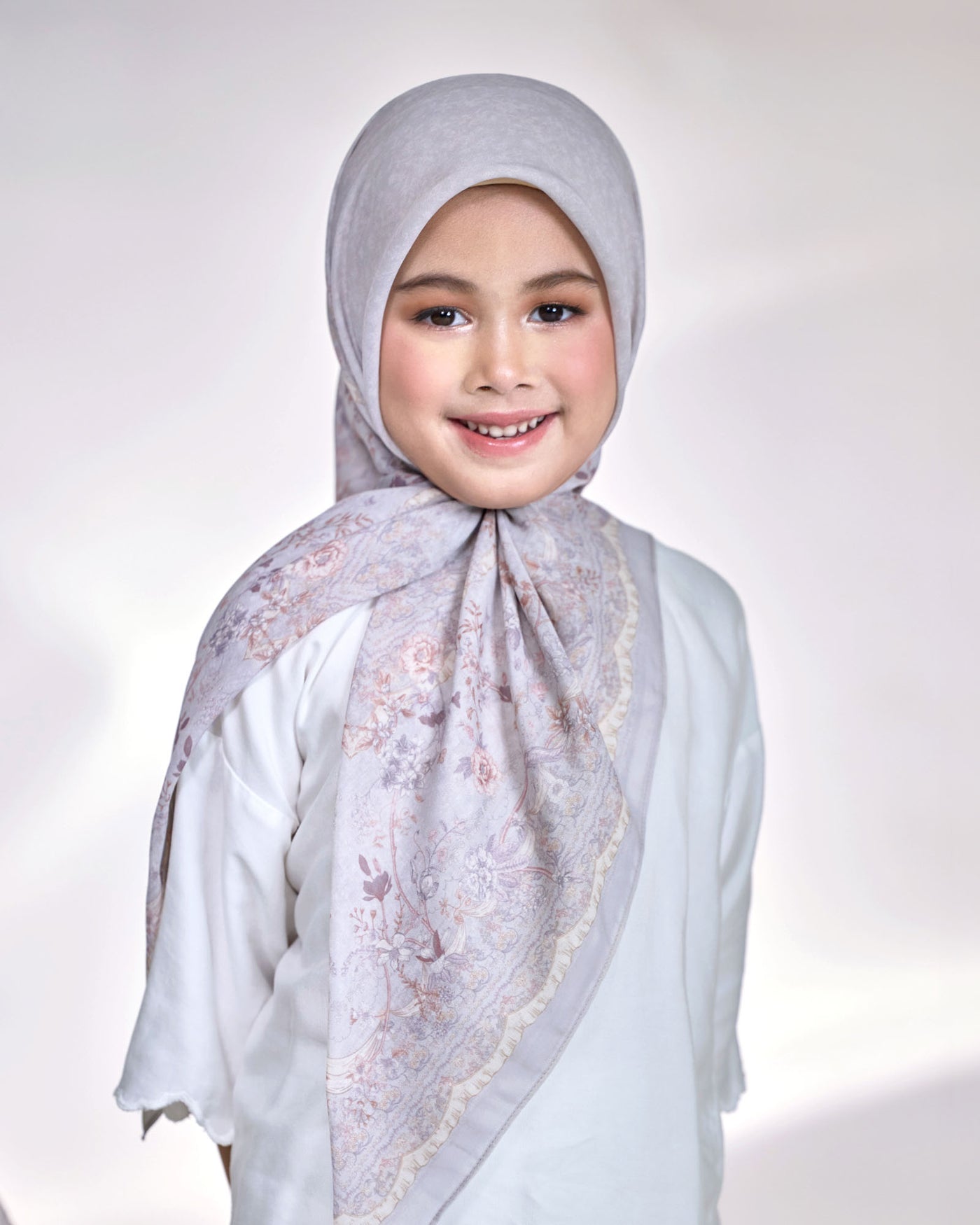 Enchanted in Mist Kids – Tudungruffle