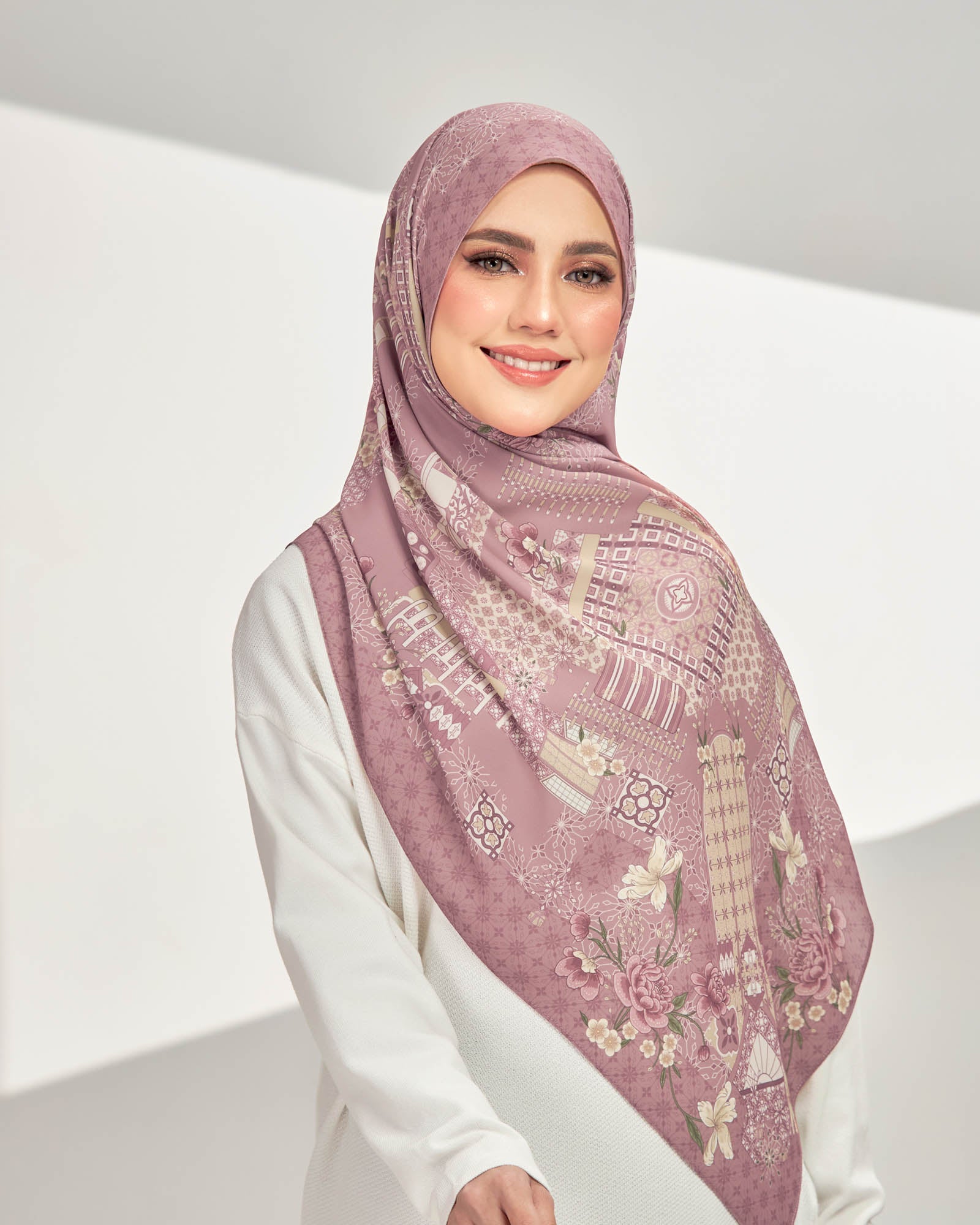 Cheritera in Rewang Blush Shawl Tudungruffle